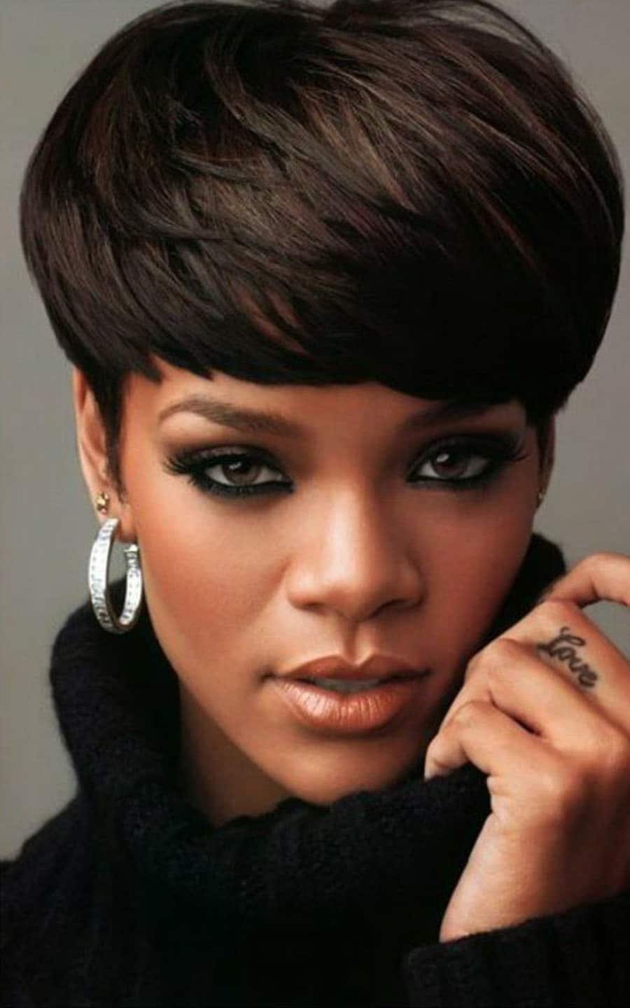 Coupe de cheveux boule pour femme : Idées de coiffure, conseils et ...