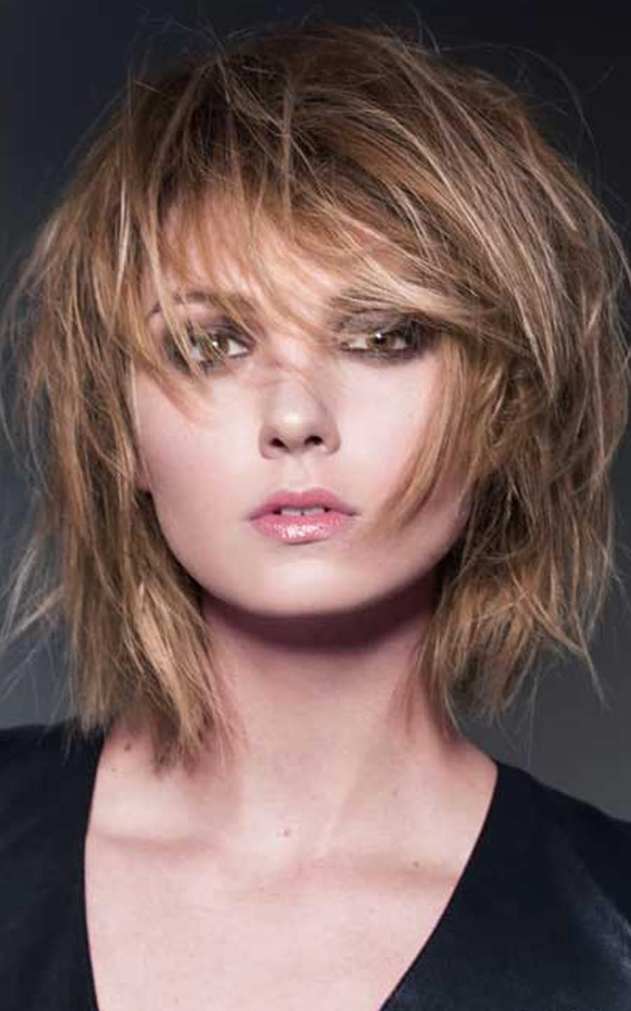 Coupe de cheveux décoiffée pour femme : Idées de coiffure, conseils et ...